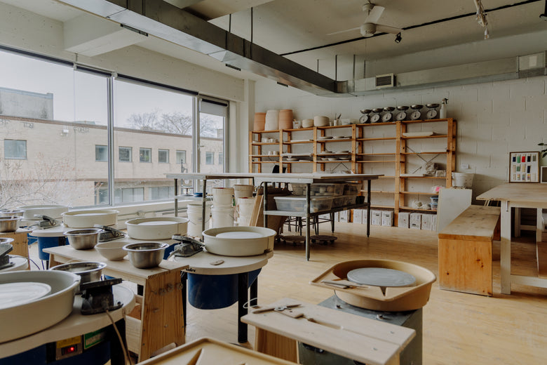 Handcrafted Ceramics & Classes Montreal– Atelier Make
